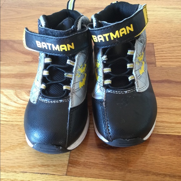 Batman | Shoes | Childrens Batman Lightup Sneakers | Poshmark